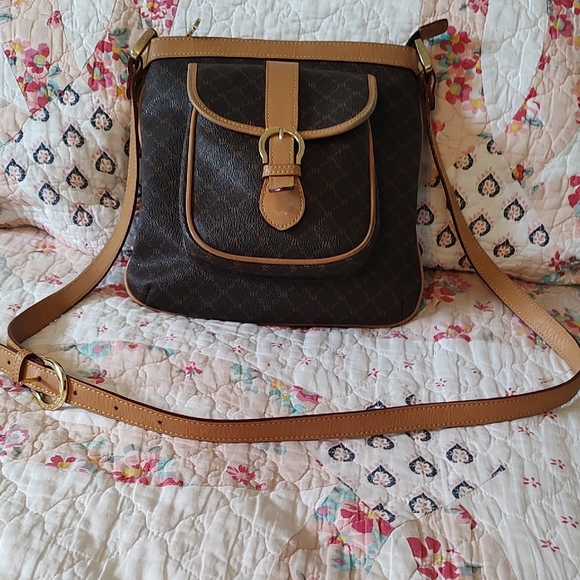 Rioni | Bags | Rioni Brown And Tan Crossbody Bag With Vintage Charm ...